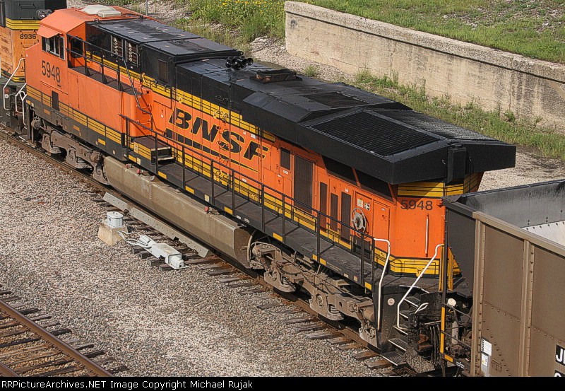 BNSF 5948